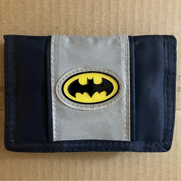 DC Comics | Accessories | 998 Batman Wallet By Warner Bros Dc Comics ...